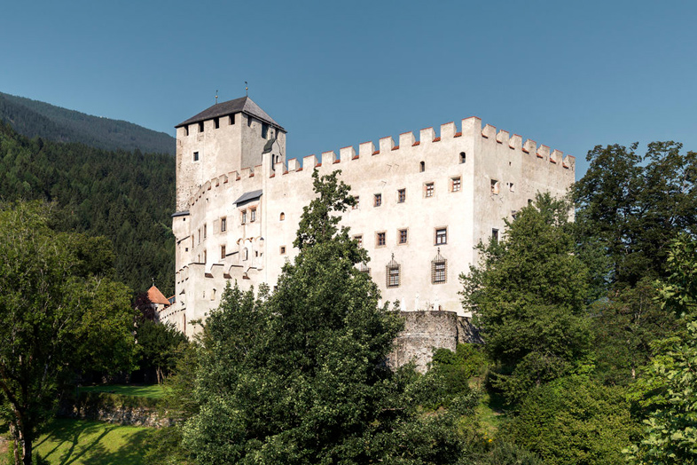 Schloss Bruck