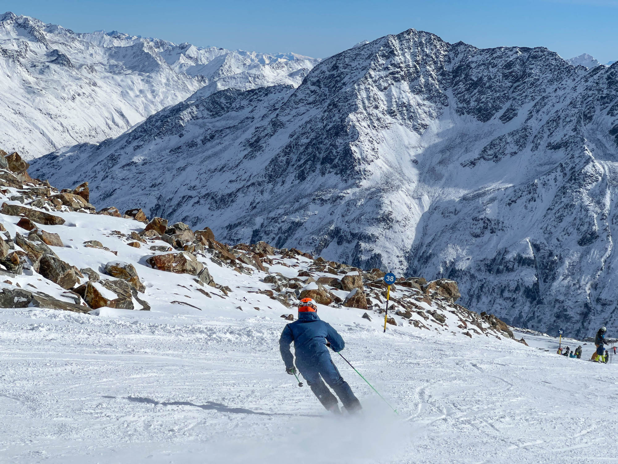 Richtig Skifahren! 10 Tipps für gute SkifahrerInnen