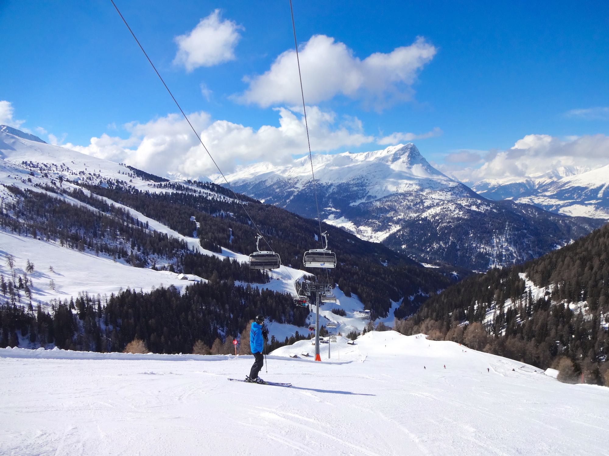 Ski resorts with many slopes above 2,000 metres